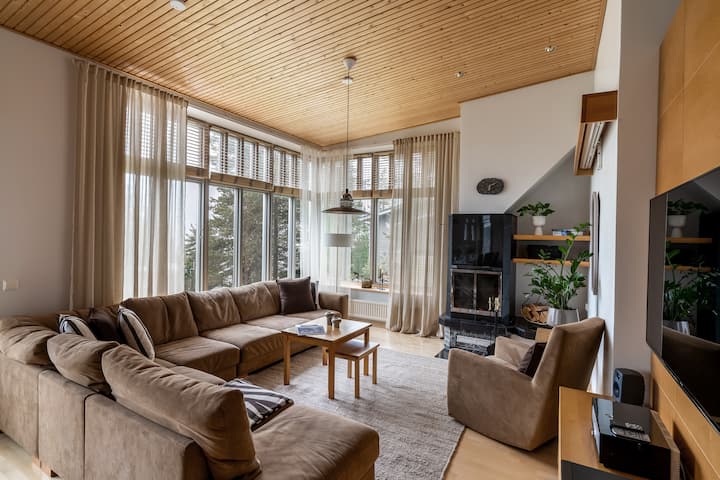 Villa Solvind: Hillside Villa With Panoramic Views - Pelkosenniemi
