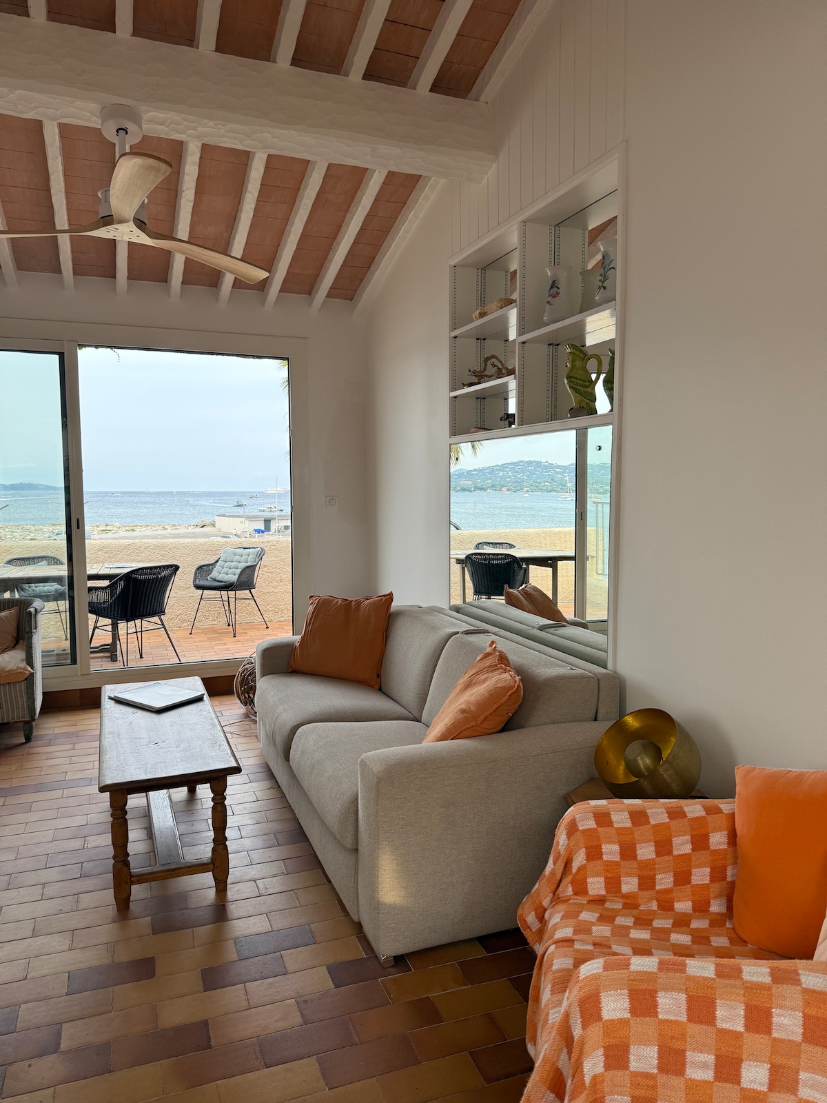 PlentyView 240° Marines de Cogolin Apartment - Apartments for Rent in ...