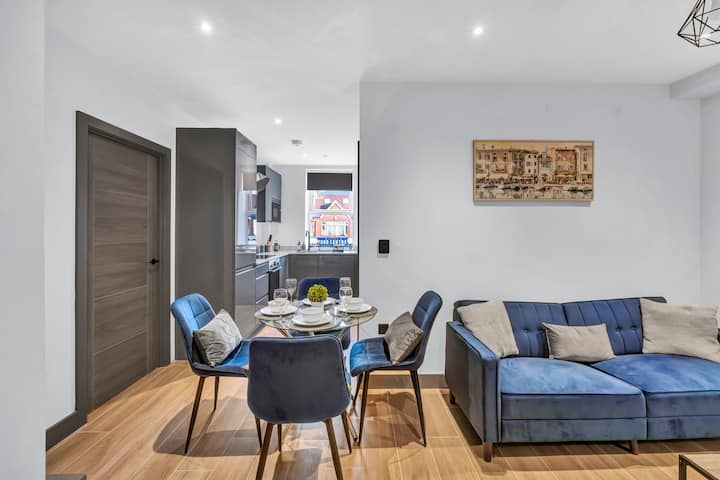 Lux 2br 1ba/30 Mins Central Ldn - London