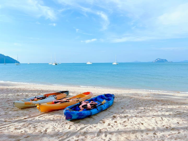 【Green Plants Surround】芭东海滩/免费洗衣/西蒙人妖秀/芭东拳击馆 - Patong Beach