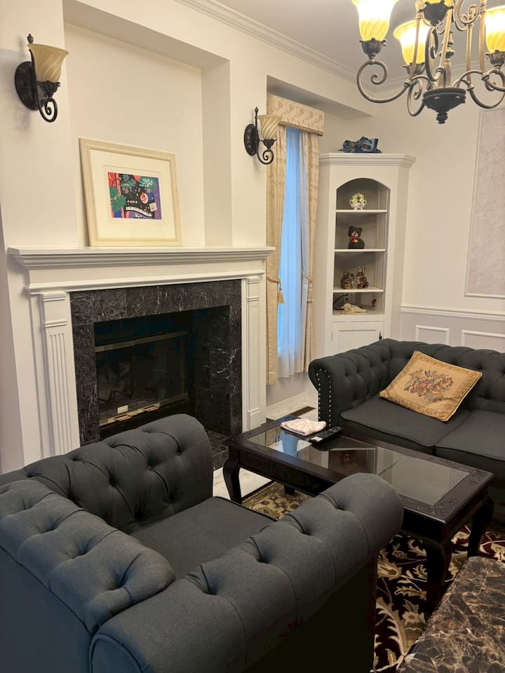 【オープンスペシャル価格!】丘珠空港10分 広々一軒家 Wi-fi/無料駐車場3台/最大10名宿泊 - Sapporo