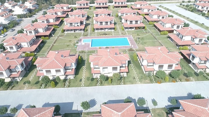 Spacious Duplex Villa – Close To Sevgi Beach - Davutlar