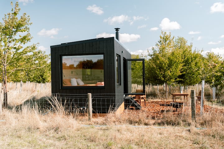 New | Romantic Off-grid Cabin - Cotswolds