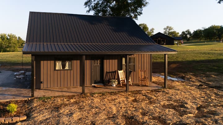 Cabin At Stockton Lake With Hot Tub - Stockton Lake, MO