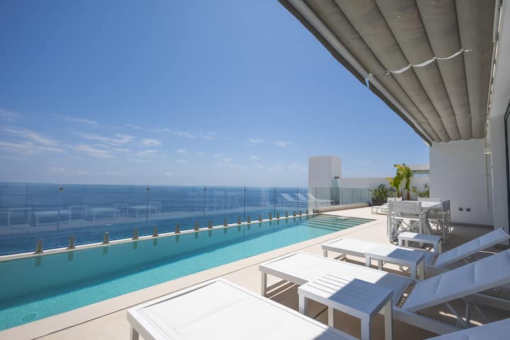 Villa De Lujo Con Vista Al Mar Y Piscina Privada - Almuñécar
