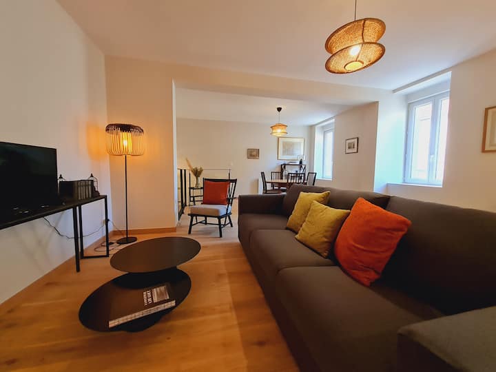 Entre Pierres Et Vignes - Pommard