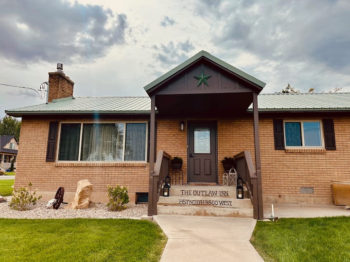 Outlaw Inn - Vernal, UT