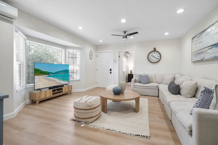 Roswell Sea |Walk To Beaches|games|close To Disney - Long Beach, CA