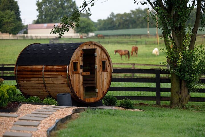 Lux Horsefarm*pklball*swimspa*sauna*golf*speakeasy - Kentucky