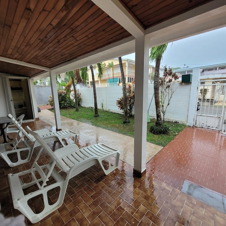 La Villa "Iris" à 2 Mn De La Plage De Gros Raisin - Martinique