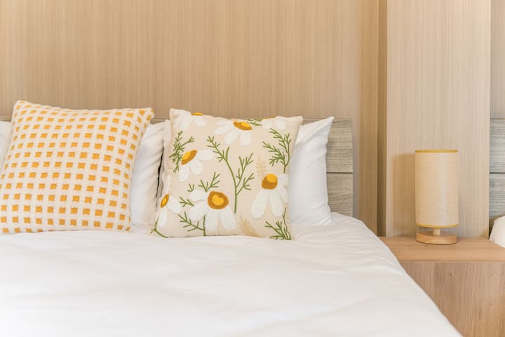 Warm And Light-colored 3ppl Apt Ideal For Couples - Osaka