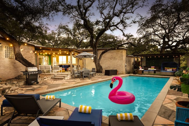Heated Pool, Cabana, Fire Pit, Game Room & Arcade! - San Antonio