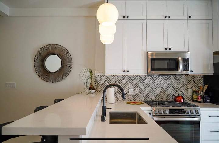 Bright 2 Bed Potrero Hill Apt W/patio - San Francisco, CA