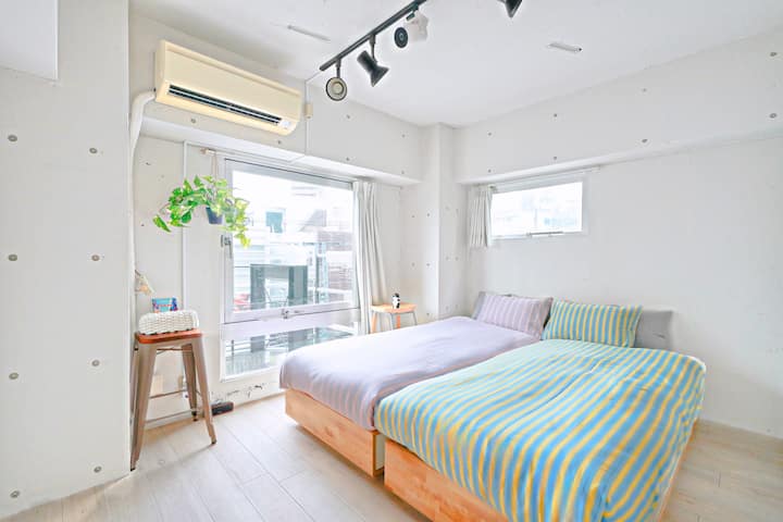 渋谷に電車で2分/cozyな隠れ家/シングルベッド2台/プロジェクター/高速wi-fi - Shibuya