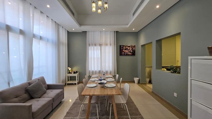 Beautiful 3bhk Near Dubai World Trade Center - Aéroport de Dubaï (DXB) 