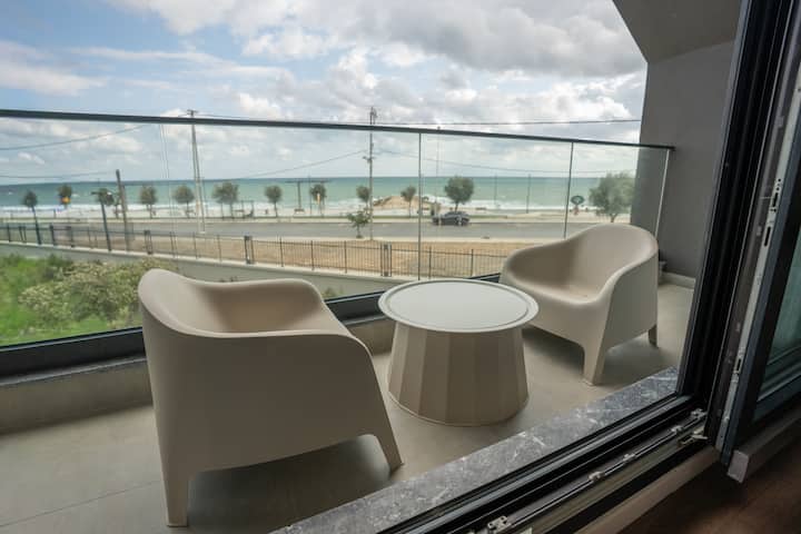 Deniz Manzaralı Balkonlu 2+1 Daire - Istanbul Airport (IST)