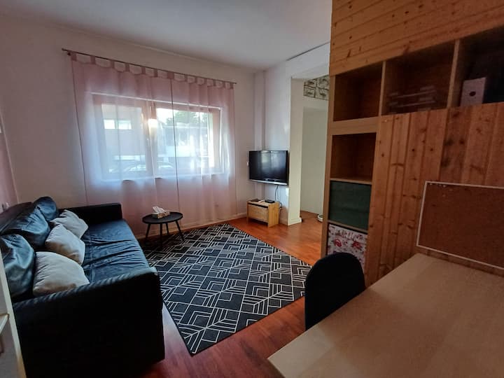 Hürth Bei Köln: Gemütliche Wohnung - Brühl