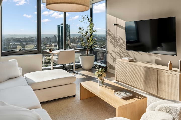 The Venetian® Luxury 1br Highrise 10 Min From Nyc - Jersey City, NJ