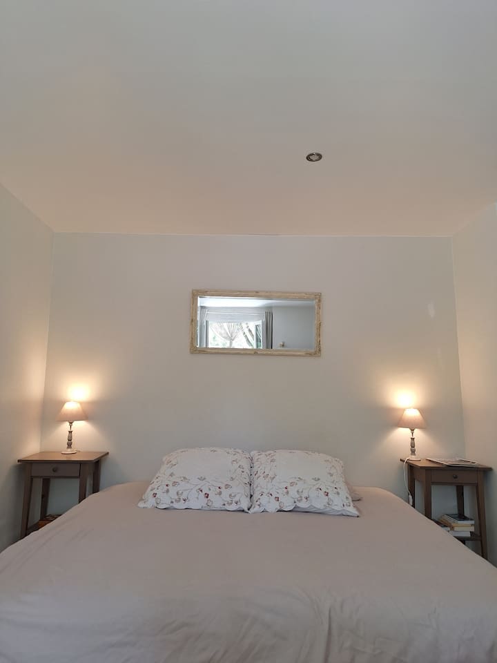 Joli Studio Indépendant - Les Baux-de-Provence