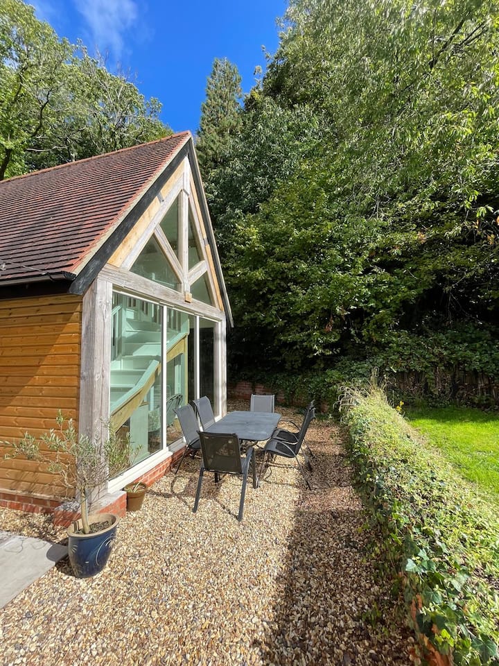 Country Annex | Private Grounds | 10 Mins Chelt - Cheltenham