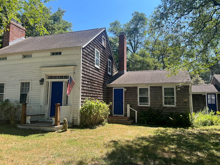 Bridgehampton Village Farm House - Bridgehampton, NY