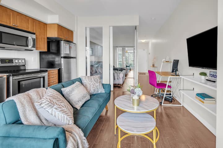 Downtown Toronto 1br: Steps From Attractions - Toronto