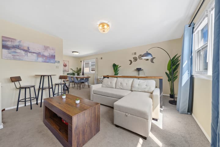 Spacious 3br + Parking • 3 Min Light Rail To Nyc - ベヨーン, NJ