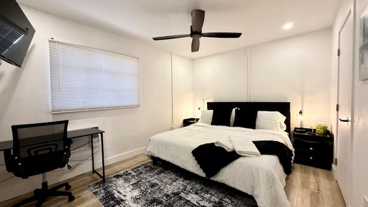 The Easy In: Relaxing 1br/1ba Getaway - Phoenix