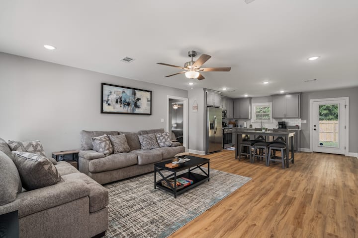 The Southern Hideaway - Hattiesburg, MS