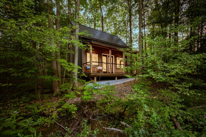 Private Cabin | Refined Woodland Escape | Niagara - Ontario
