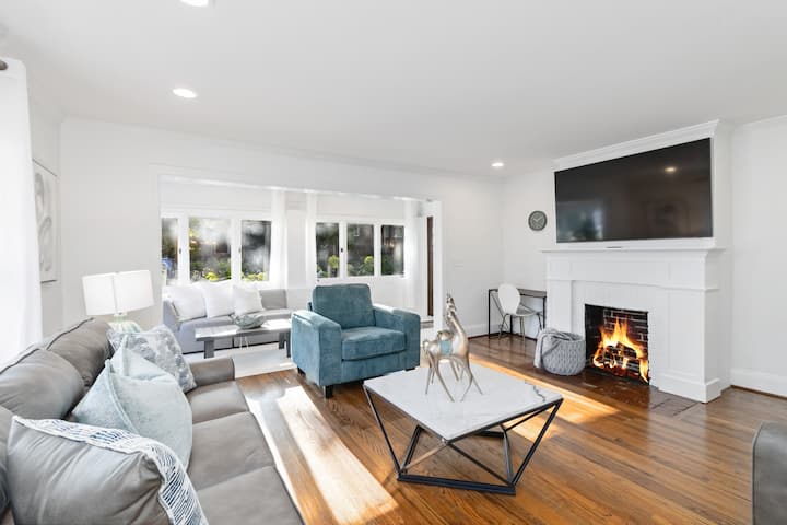 Elegant 4br Oasis In Atlanta! - Atlanta, GA