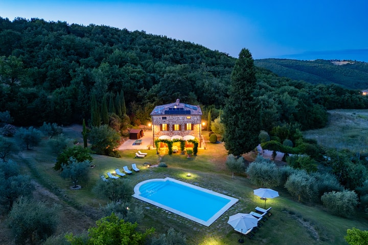 Charming Historic Villa-10 Acres - Umbrië