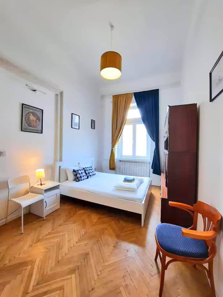 Kerepesi 2 Entire Apartment- Near Arena Mall - Hungary