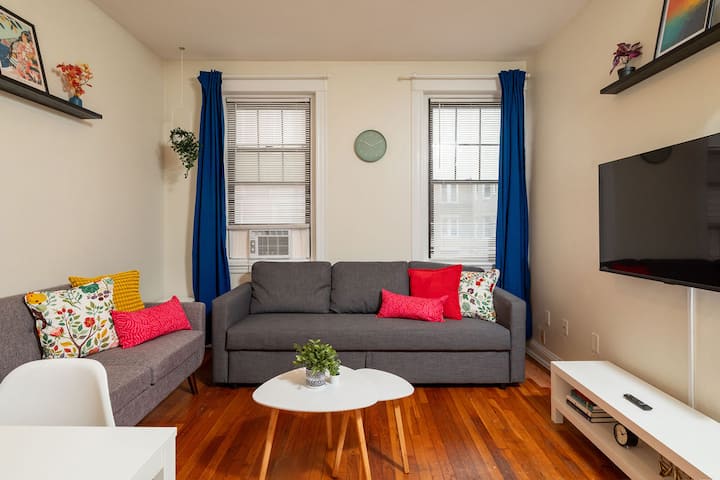 Fenway Park! - 2br/1ba- 1st Floor! Location! Walk! - Brookline, MA