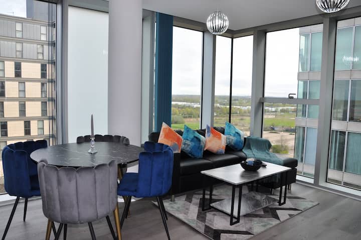 2 Bedroom Chic Apt Cmk-smart Tv - Middleton Hall