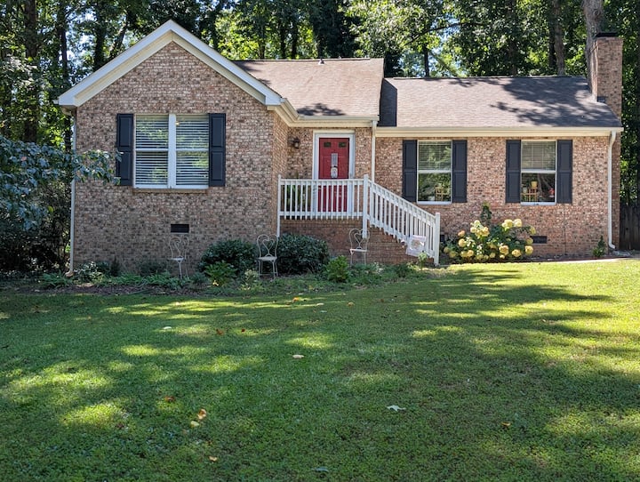 Cozy Private Bedroom Close To Downtown, & Sebts - Wake Forest, NC