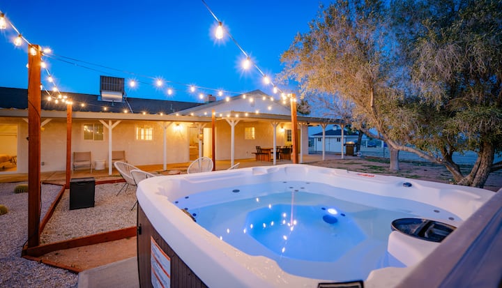 Paradise View Mesa | Hammocks | Fire-pit | Spa ! - Yucca Valley, CA