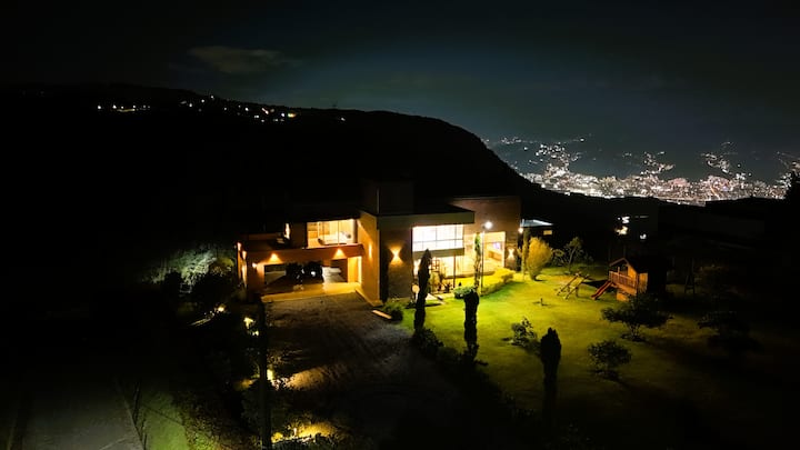 Casa Finca En Santa Elena - Aeropuerto - Guarne