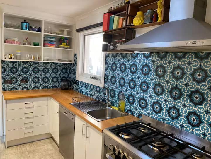 Retreat In Mitcham - Mitcham