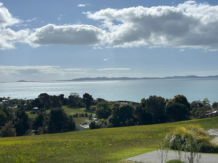Sunny Northland Coastal Retreat - Mangōnui