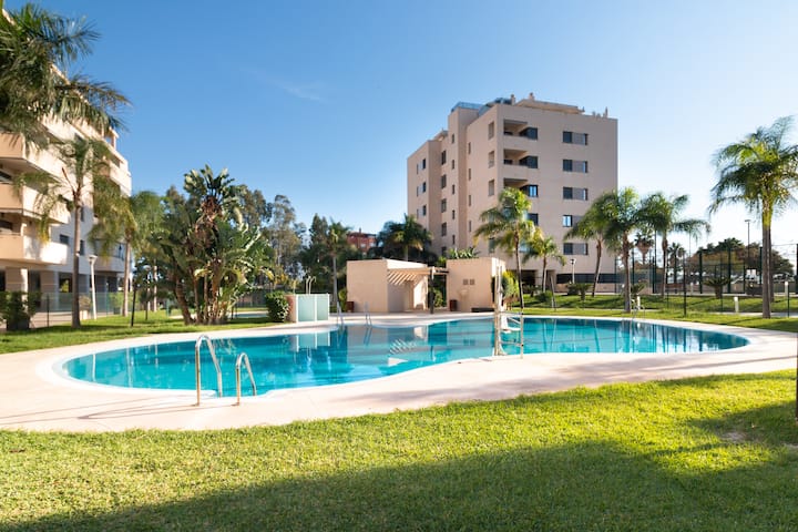 Modern And Cozy Apartment With Pool, Tennis Court - Vélez-Málaga
