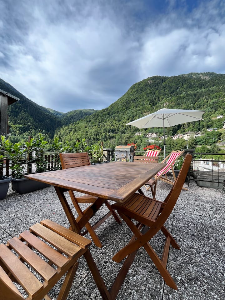 River Hut - Pila
