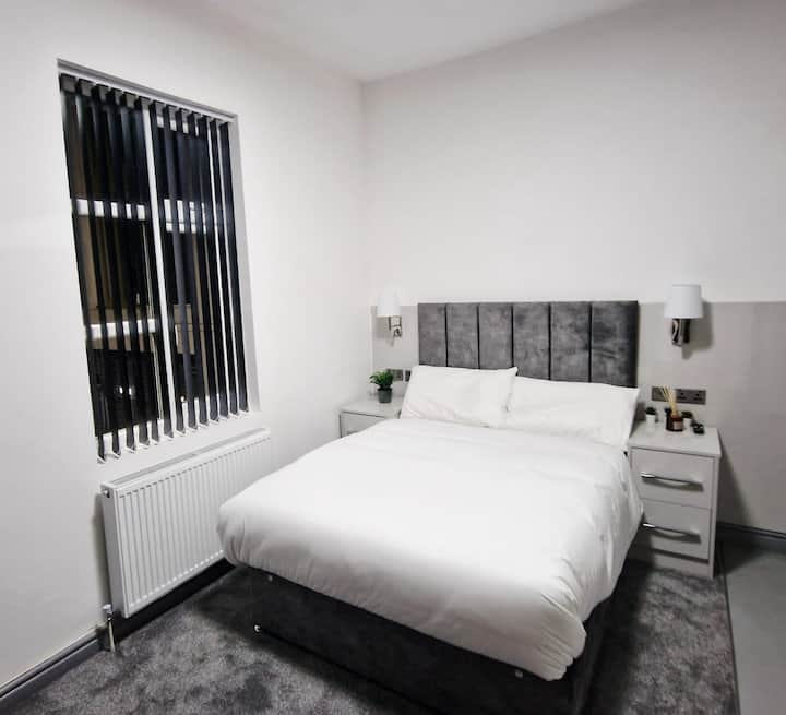 Private Studio Flat With Kitchen & Bathroom 1 - Manchester