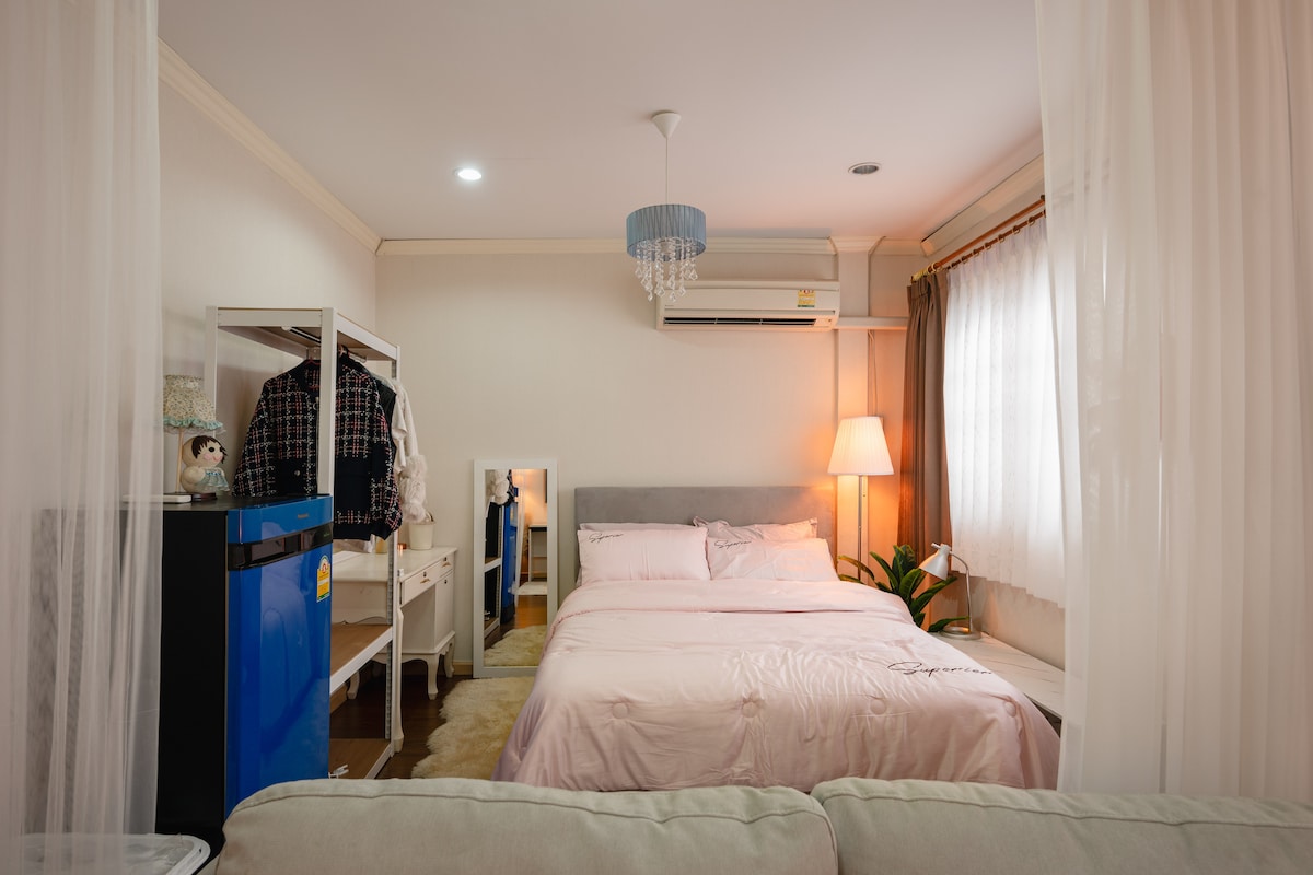 Cozy Corner in Ladprao (Private Room) Only Women - Townhouses for Rent ...