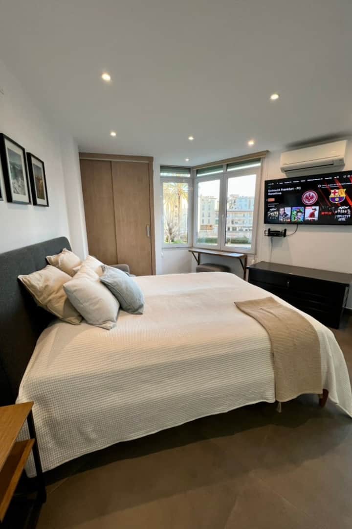 Cozy Modern Apartment With Pool In Nerja - Nerja