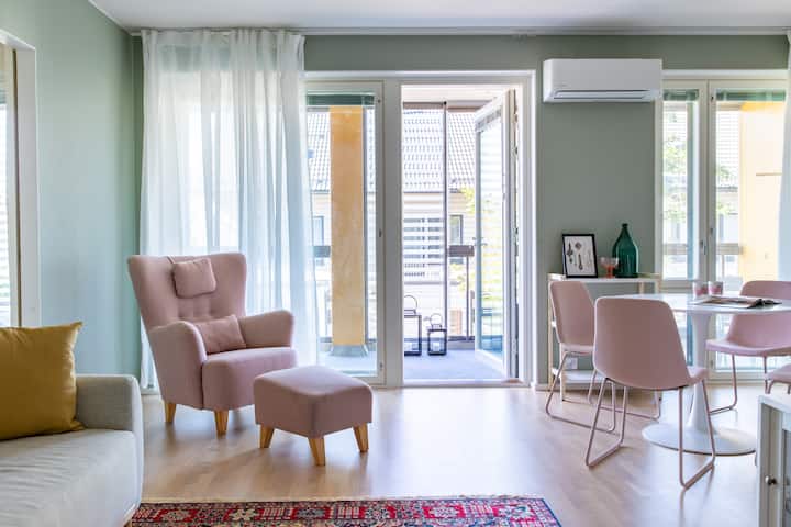 Free Parking! Bright Two-br With A Lux Balcony - Uusimaa