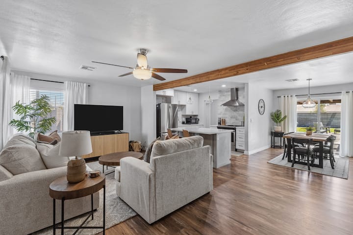 New Luxury Escape | 10 Min To Scottsdale | Firepit - Phoenix