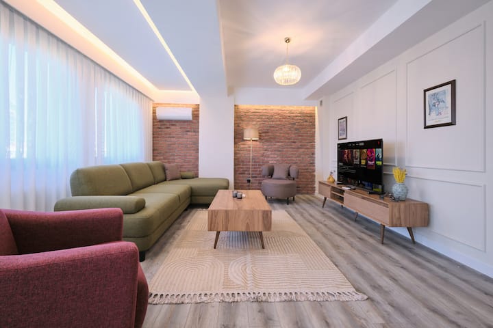 (5) Sirius, Modern 2br @Best Loc. - İstanbul