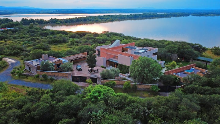 Hacienda Del Lago- Alberca, Jacuzzi,jardin,terraza - San Miguel de Allende