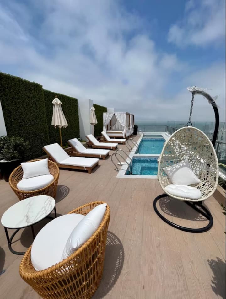 Cozy Oceanview Flat · Pool · Private Studio - Lima